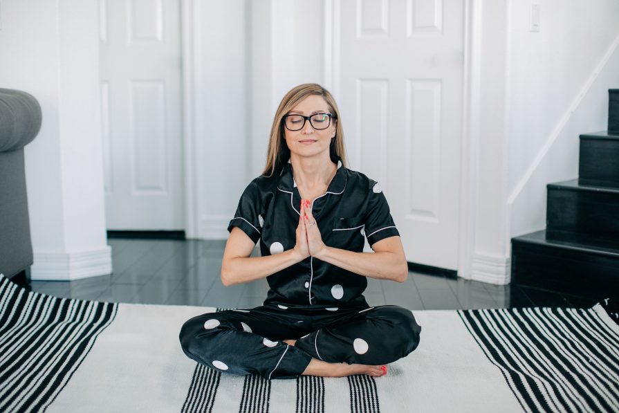 5 Realistic Self-Care Ideas For Busy Moms-How to Make time for yourself