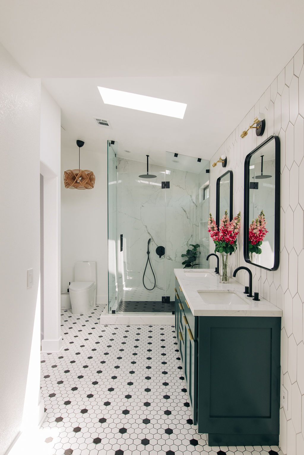 5 Amazing Small Bathroom Renovation Ideas - The Mother Overload