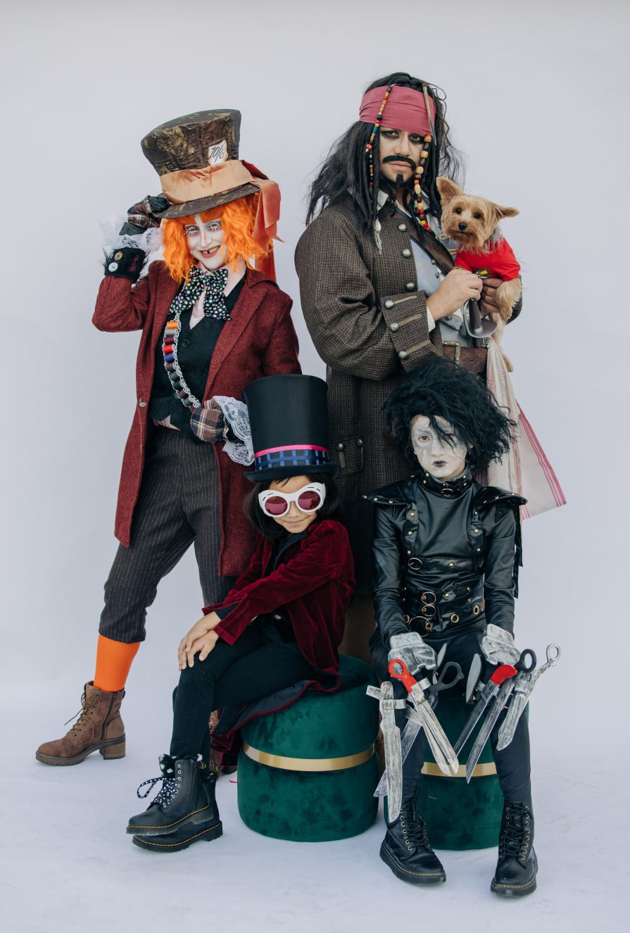 Top 7 Best Group Costume Ideas - The Mother Overload